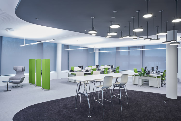 TRILUX eröffnet neuen Standort in Köln: ON-LIGHT · Licht im Netz®